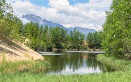 Day tour to Chara Sands | Rusmania